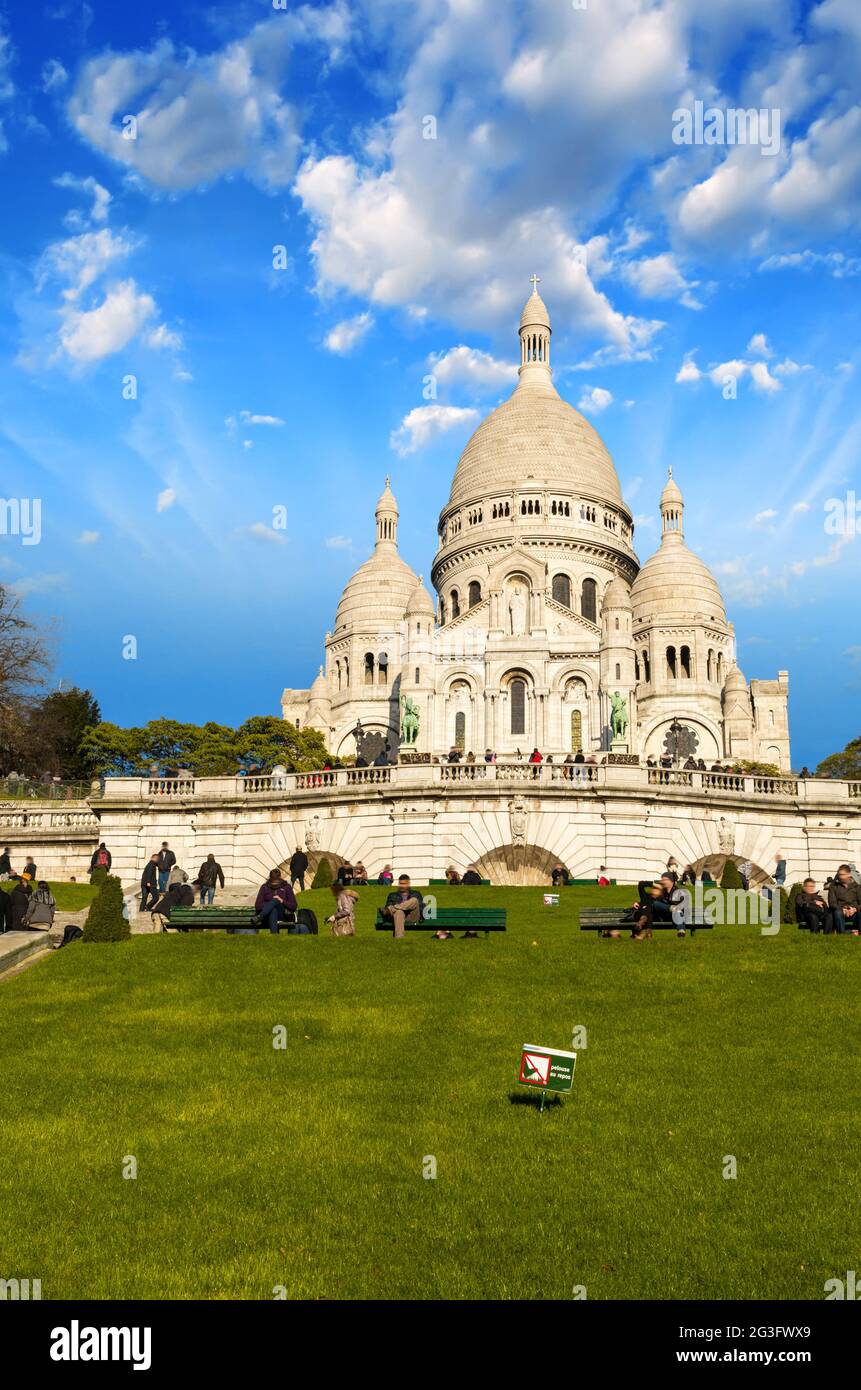 Paris. Sacred Heart Cathedral with beautiful sky colors Stock Photo - Alamy