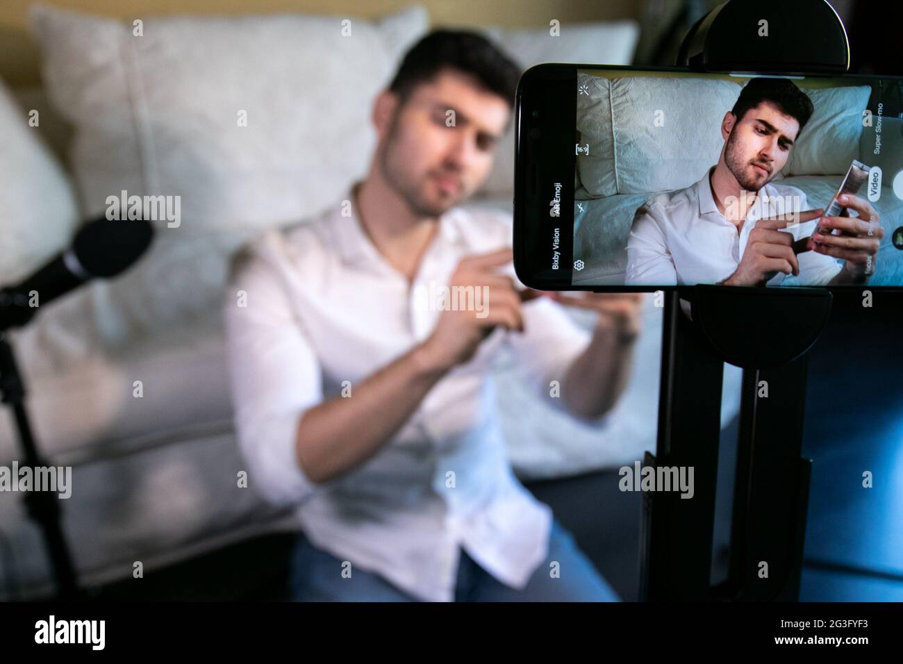 Video audio recording setup hi-res stock photography and images - Alamy