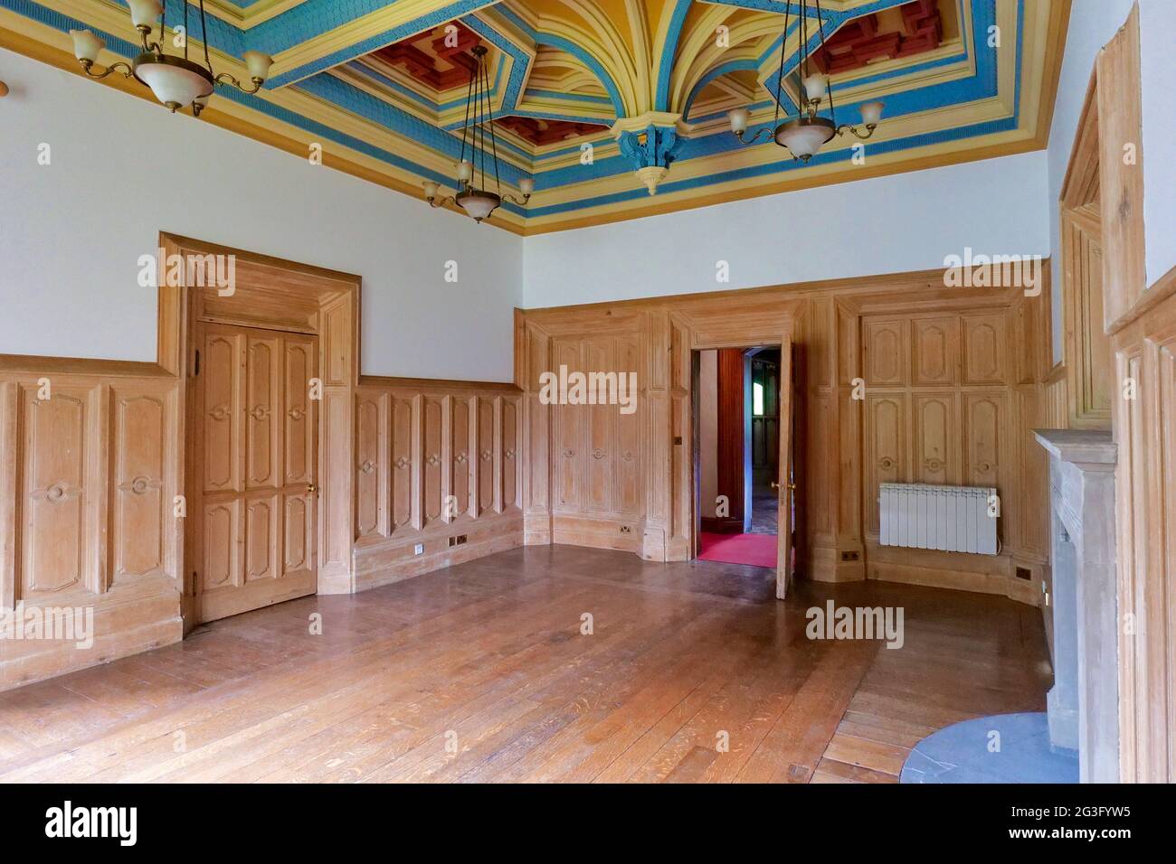 Wray castle hi-res stock photography and images - Alamy