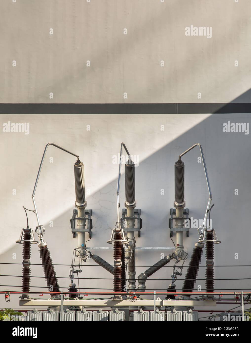 High voltage electrical insulation and electrical equipment in a power ...