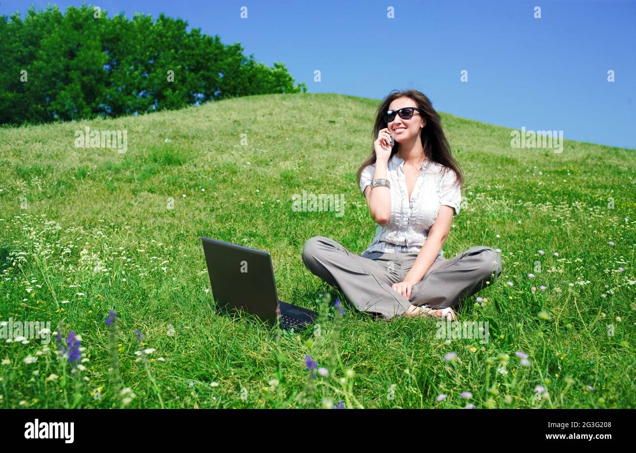 Mobile phone and notebook hi-res stock photography and images - Alamy