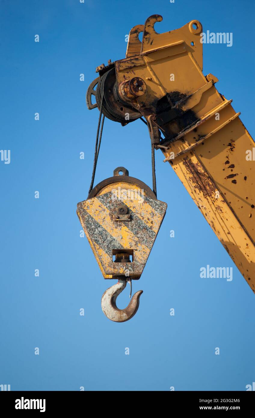 Building crane hi-res stock photography and images - Alamy