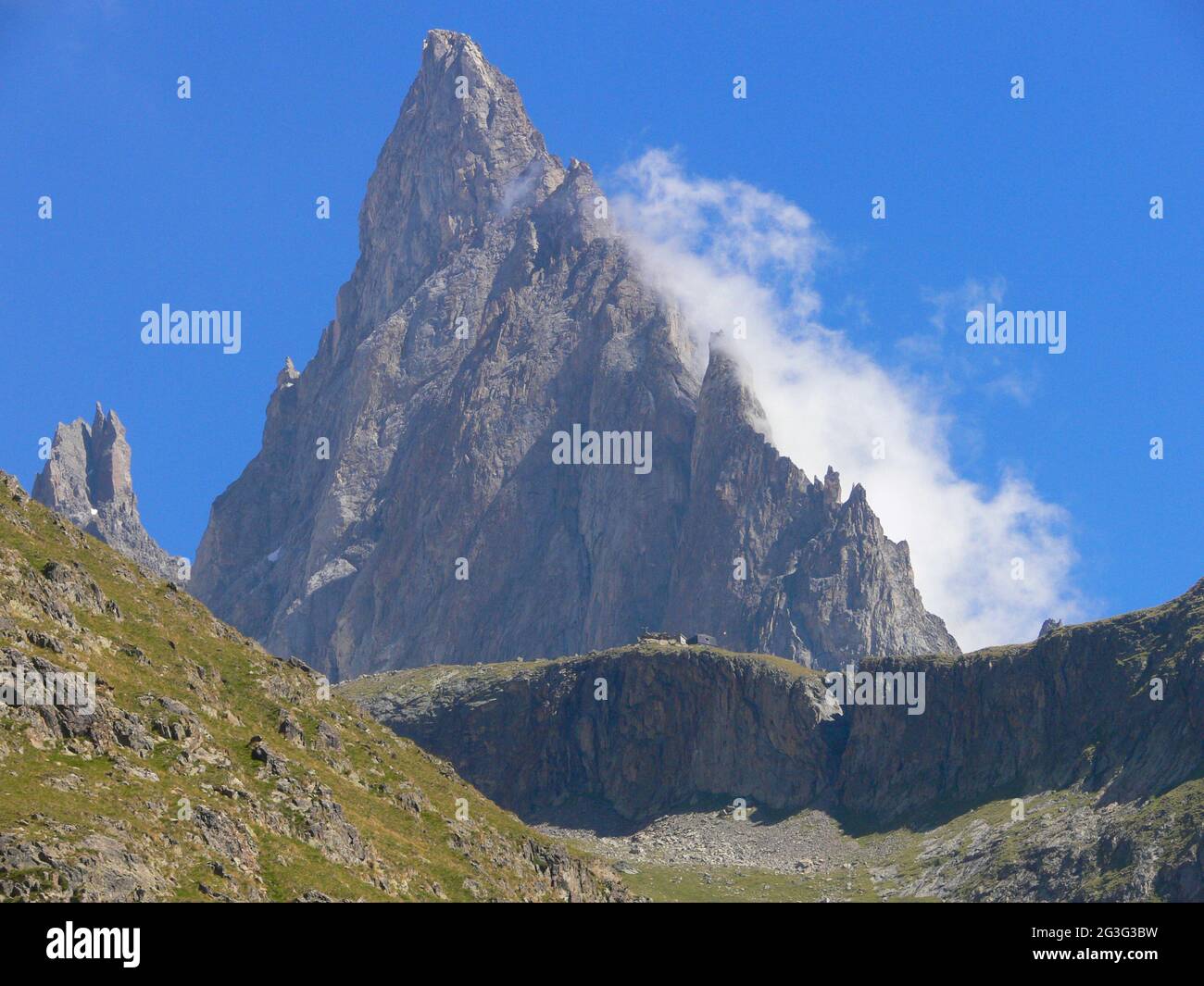 Alp villages hi-res stock photography and images - Alamy