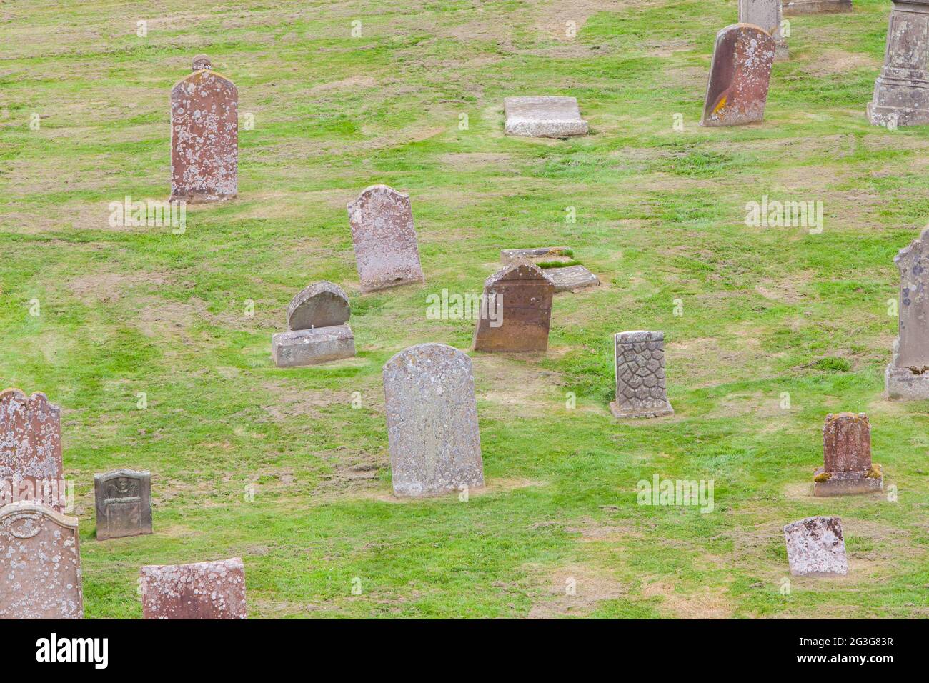 Old Scottish graveyard Stock Photo - Alamy