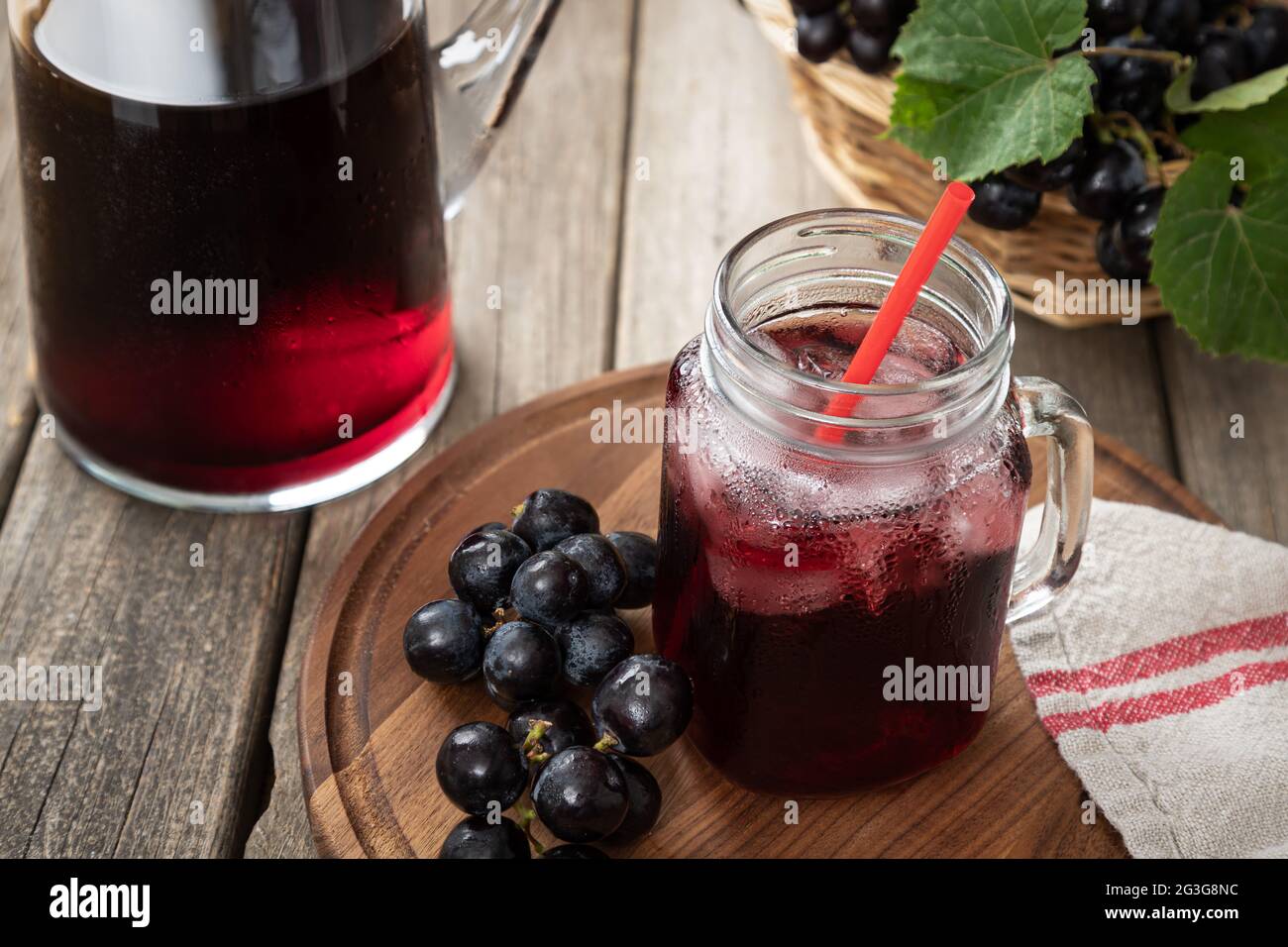 Glass of grape juice hi-res stock photography and images - Alamy