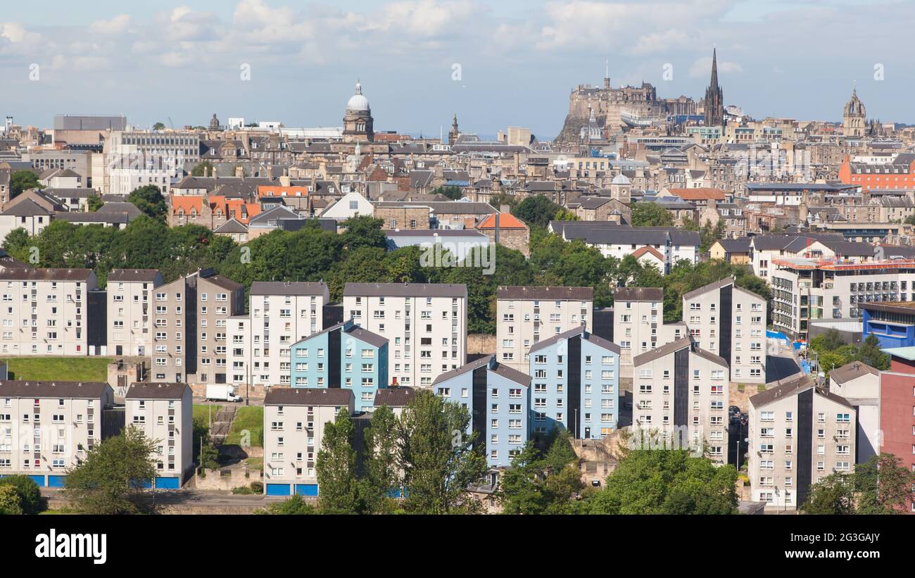 Edinburgh the meadows holyrood park hi-res stock photography and images ...