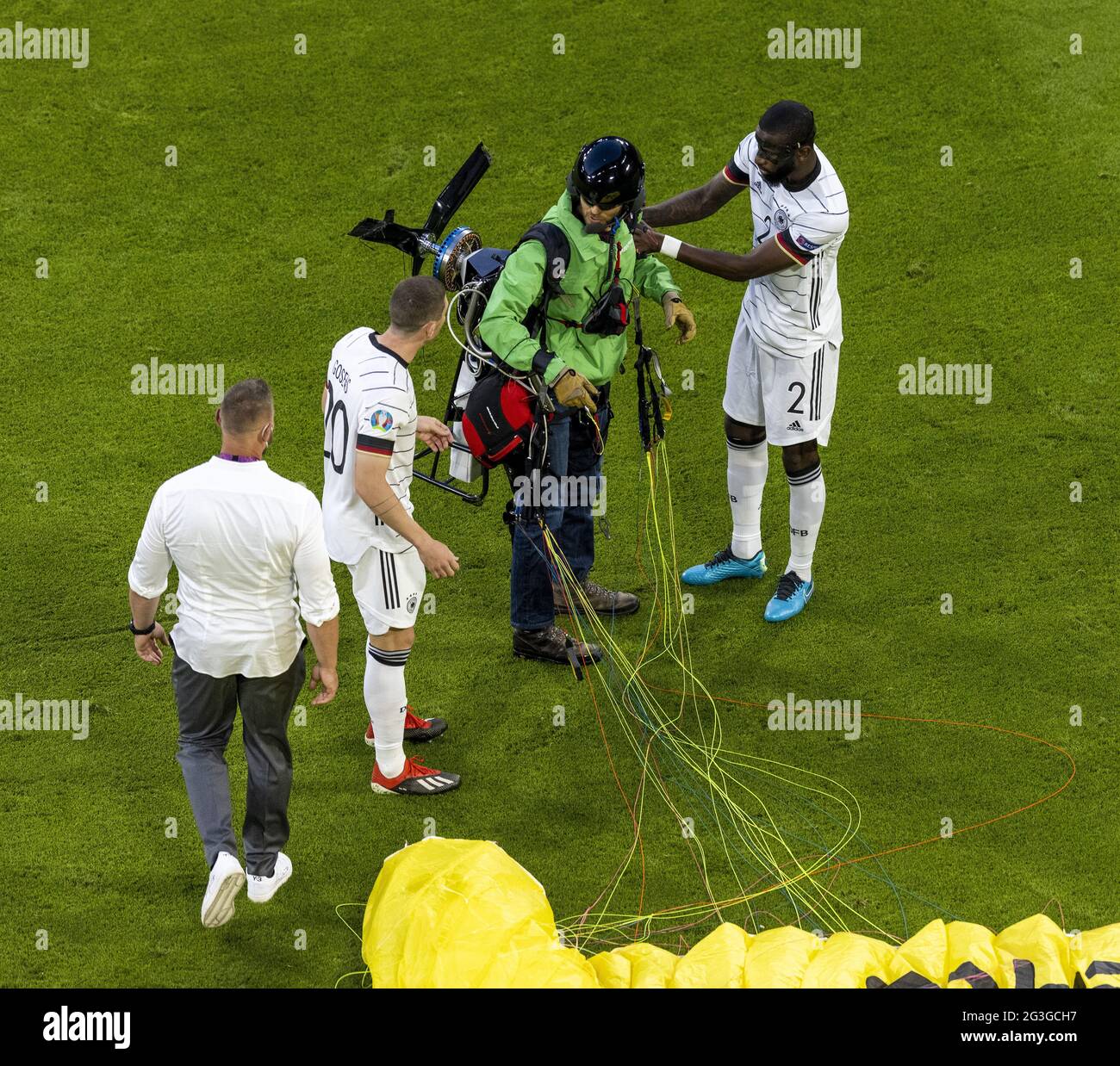 Sich erkundigen hi-res stock photography and images - Alamy