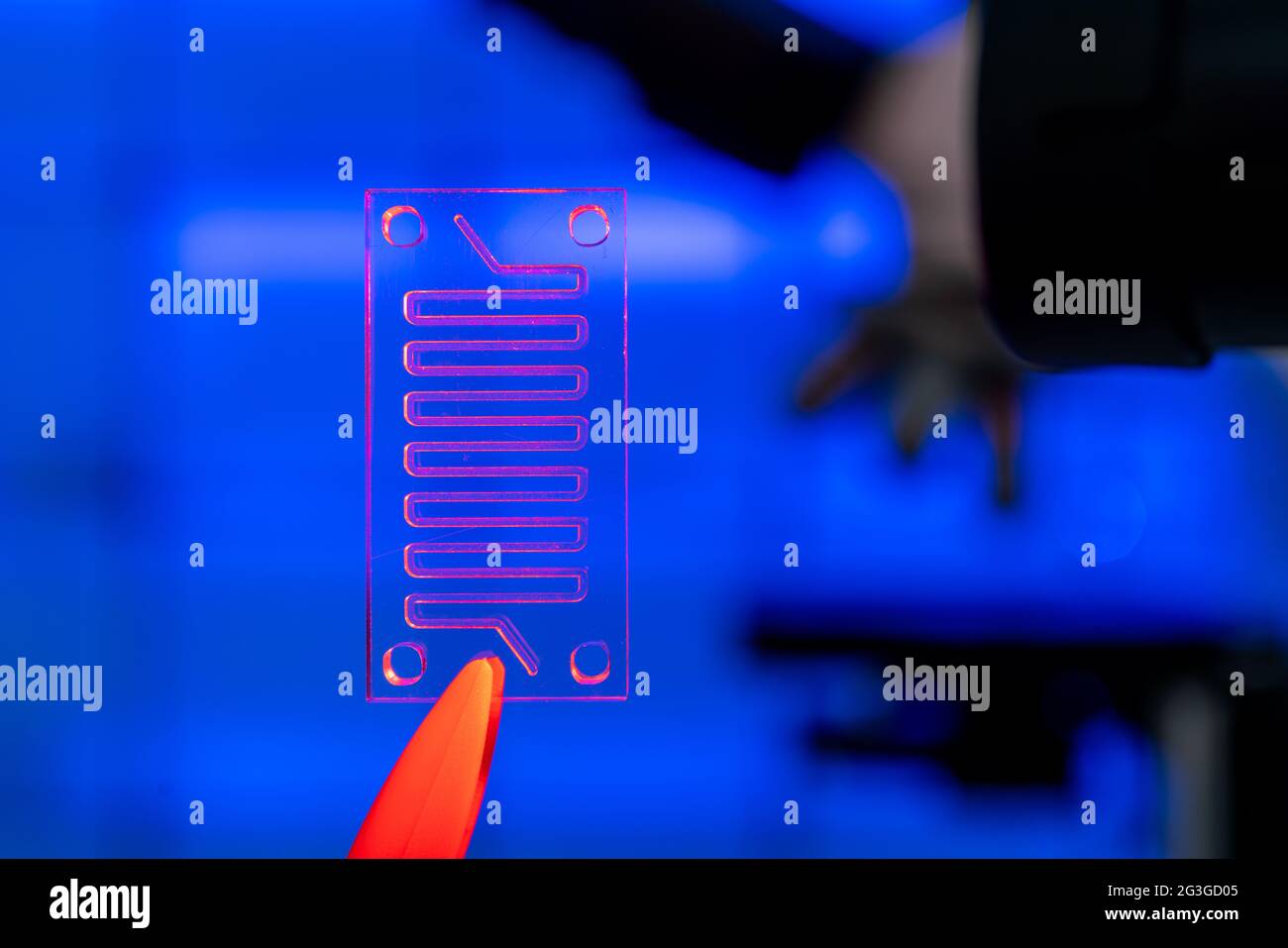 Lab on a chip microfluidics device Stock Photo - Alamy