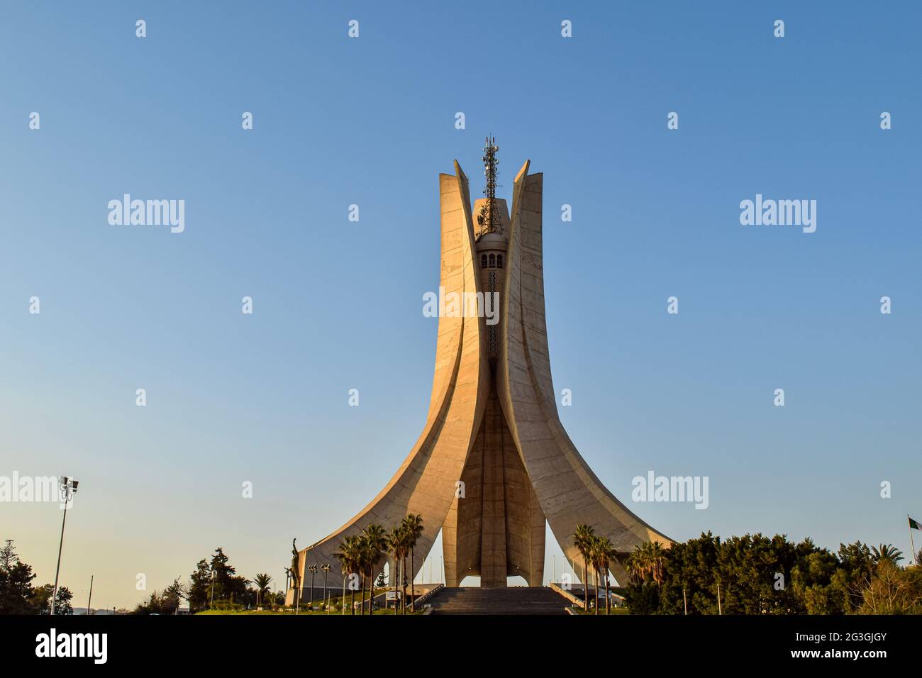 Low-angle view of Maqam Echahid monument, Martyrs Monument, Algiers ...