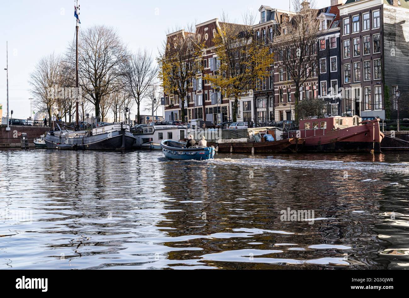 Amsterdam netherlands waterfront buildings hi-res stock photography and ...
