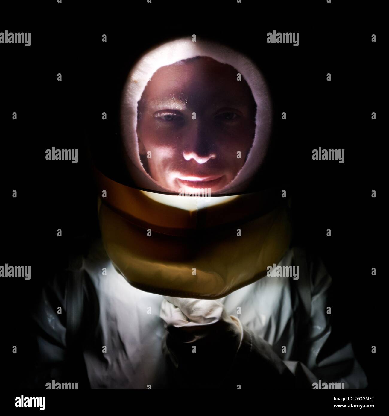 Spacesuit portrait astronaut hi-res stock photography and images - Alamy