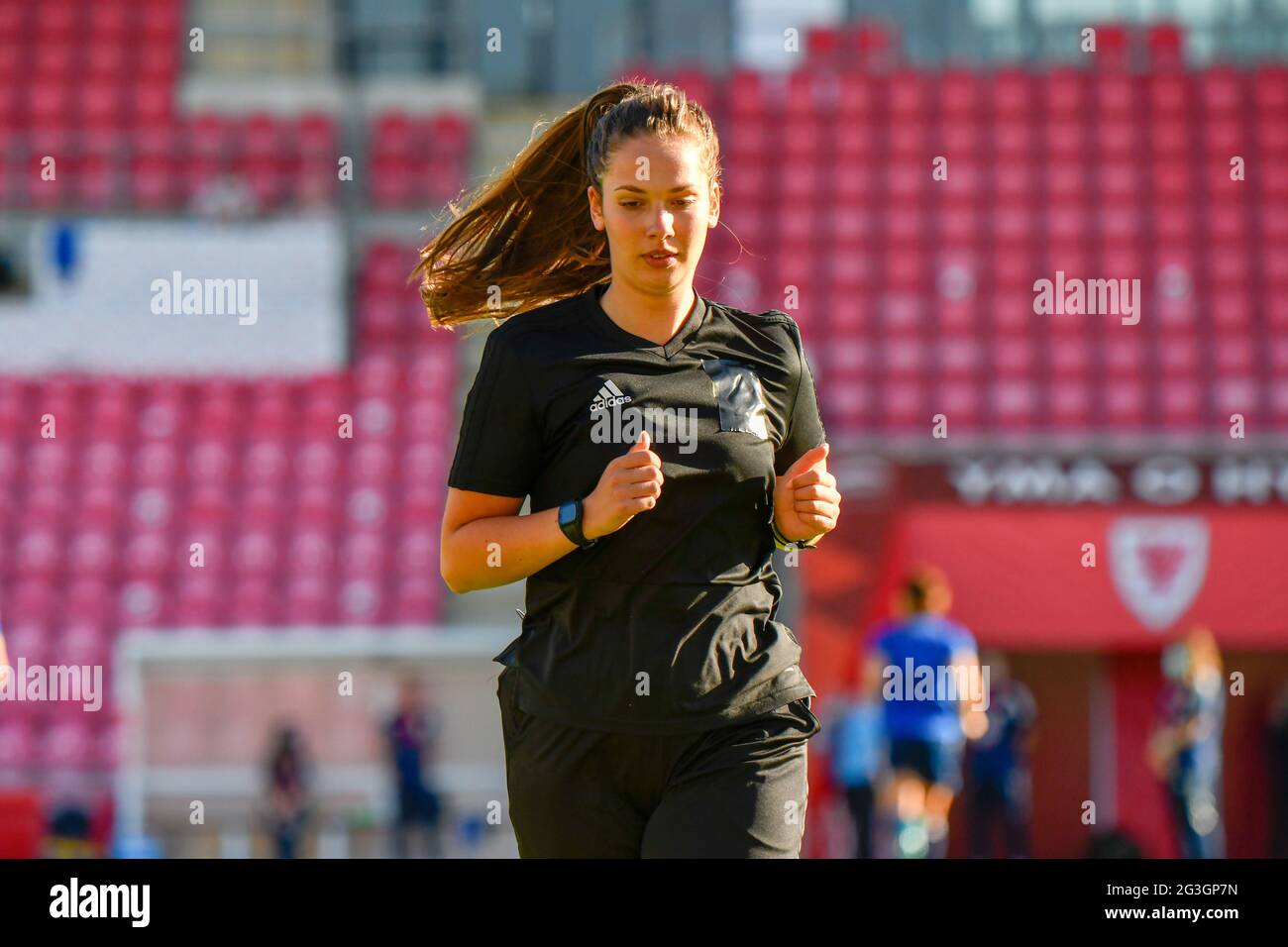 Victoria finlay hi-res stock photography and images - Alamy