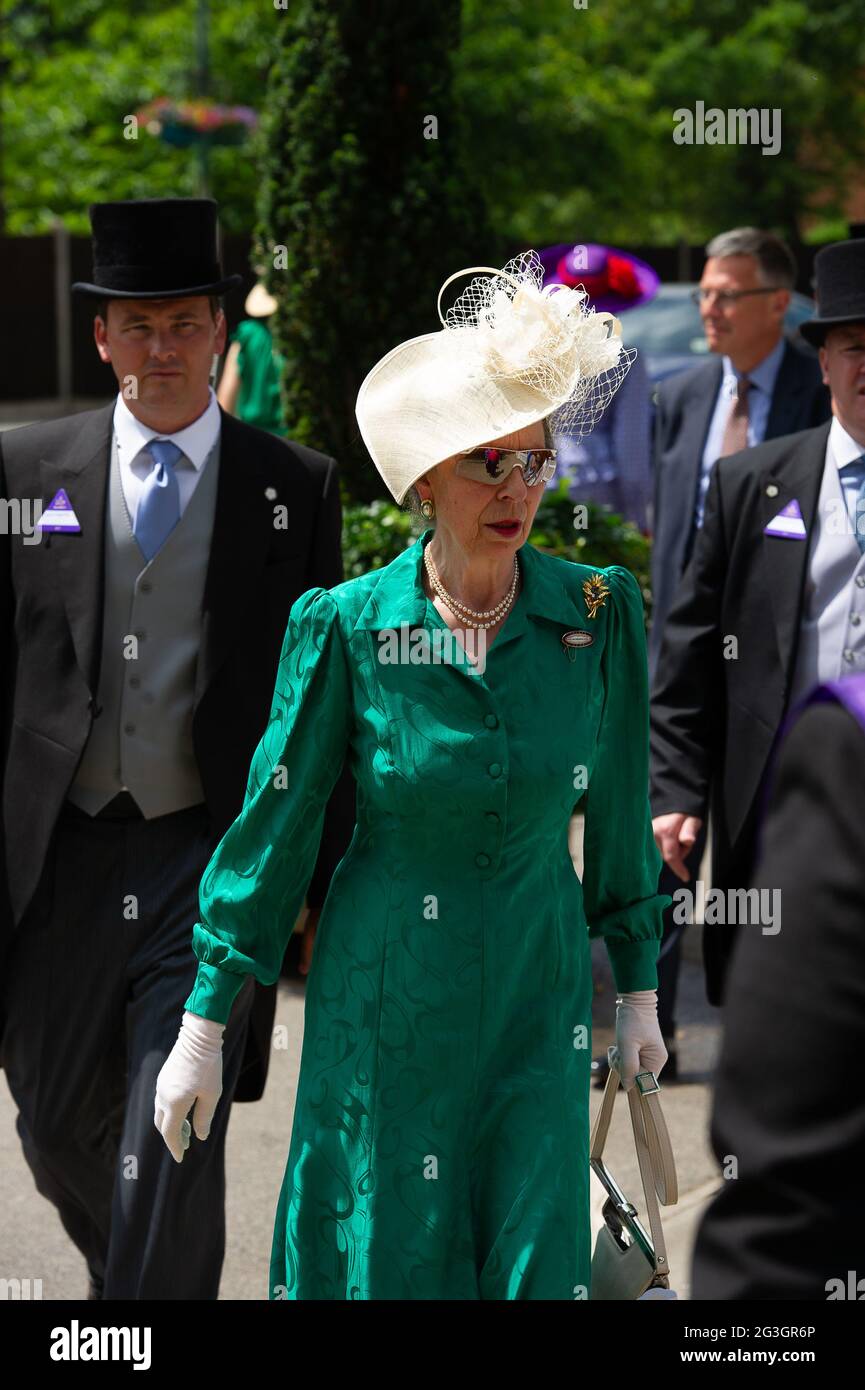 Ascot, Berkshire, UK. 16th June, 2021. HRH Princess Anne arrives at Royal Ascot wearing a green ...