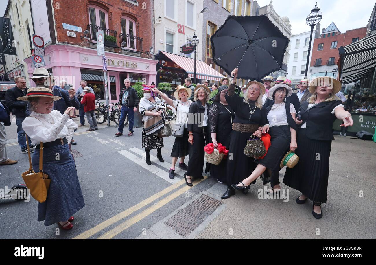 Bloomsday 2021 hi-res stock photography and images - Alamy