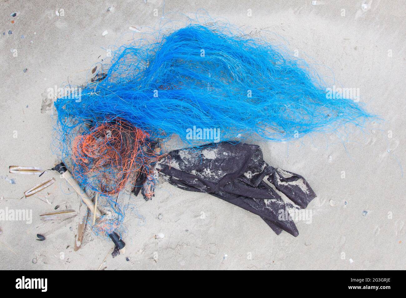 Rubble on a dutch beach hi-res stock photography and images - Alamy