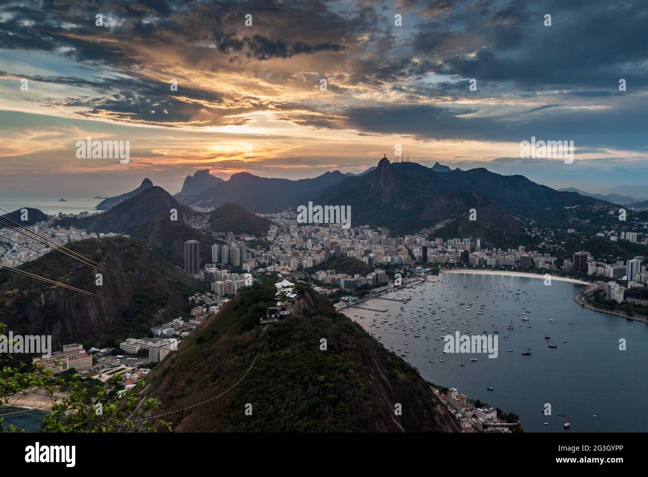 Rio skyline christ hi-res stock photography and images - Alamy