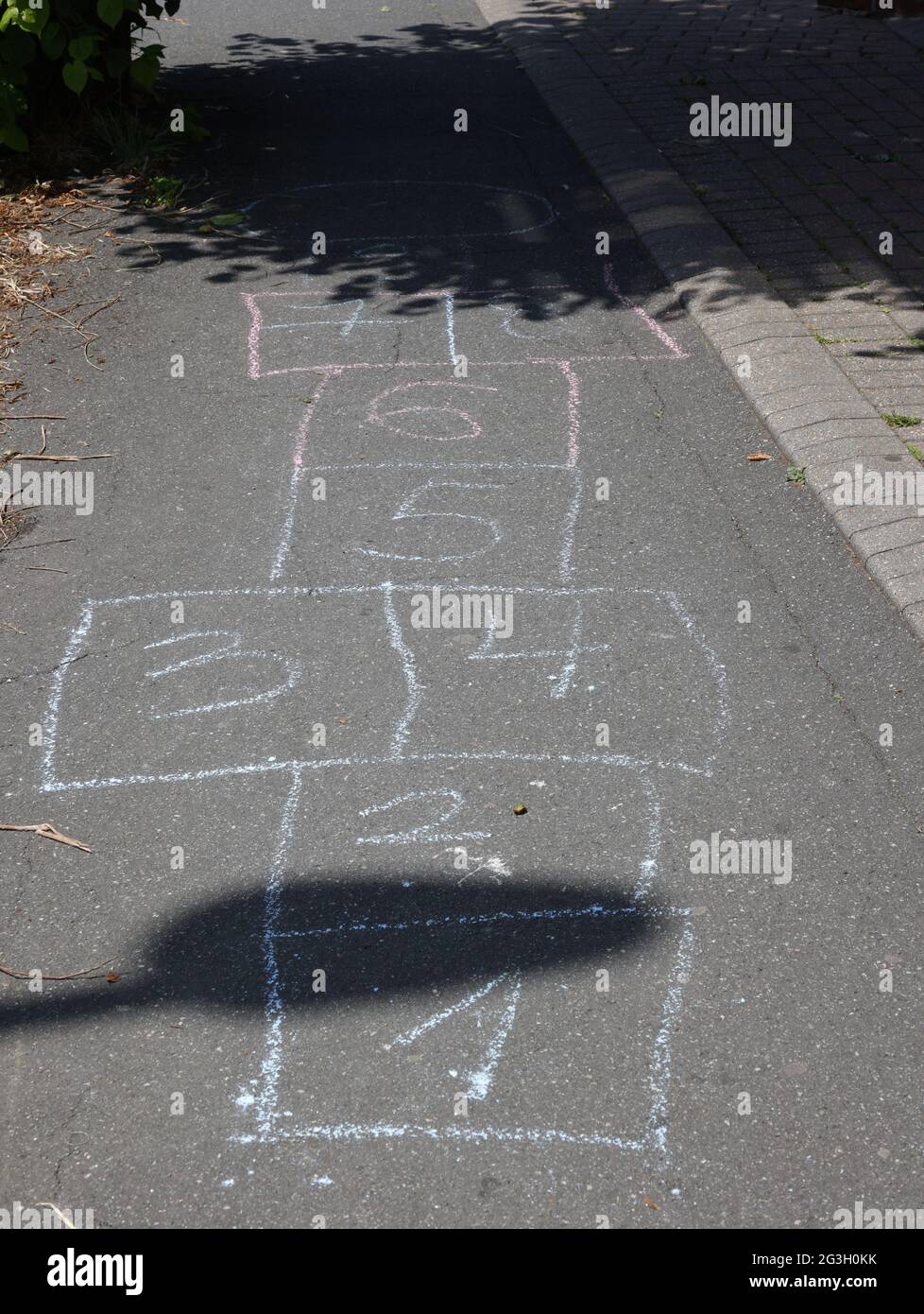 Squares with numbers hi-res stock photography and images - Alamy