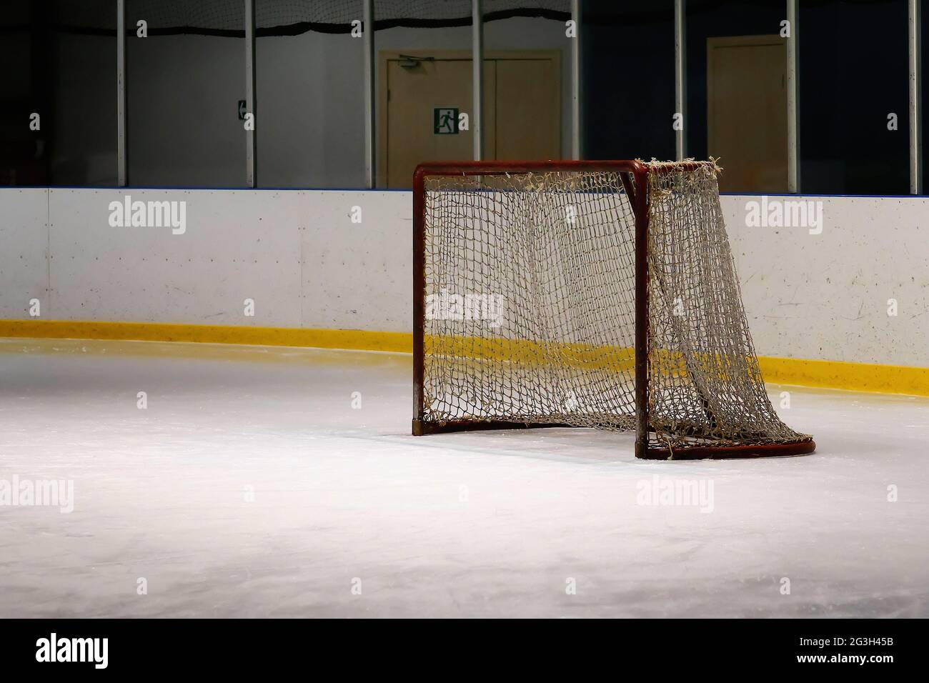 Ringette net hi-res stock photography and images - Alamy
