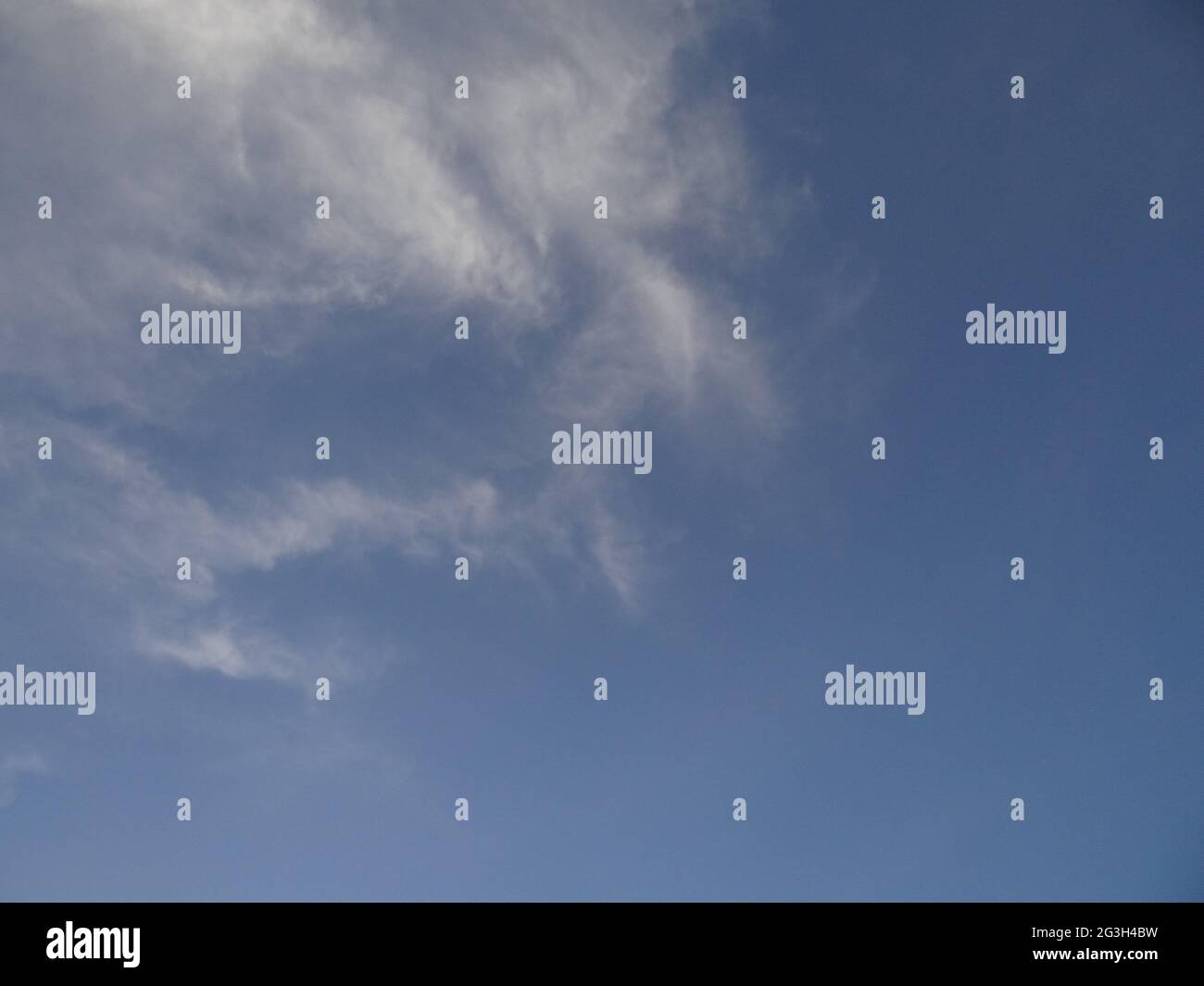 At 6 pm sky hi-res stock photography and images - Alamy
