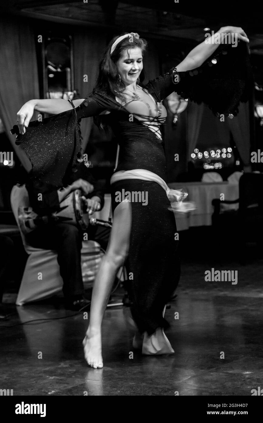 Egyptian Belly Dance Stock Photo - Alamy