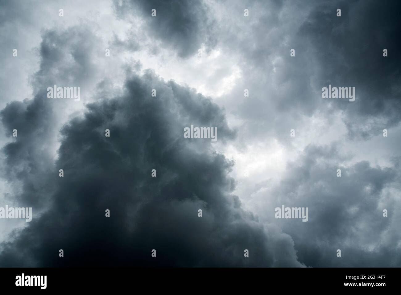 Changing weather clouds hi-res stock photography and images - Alamy