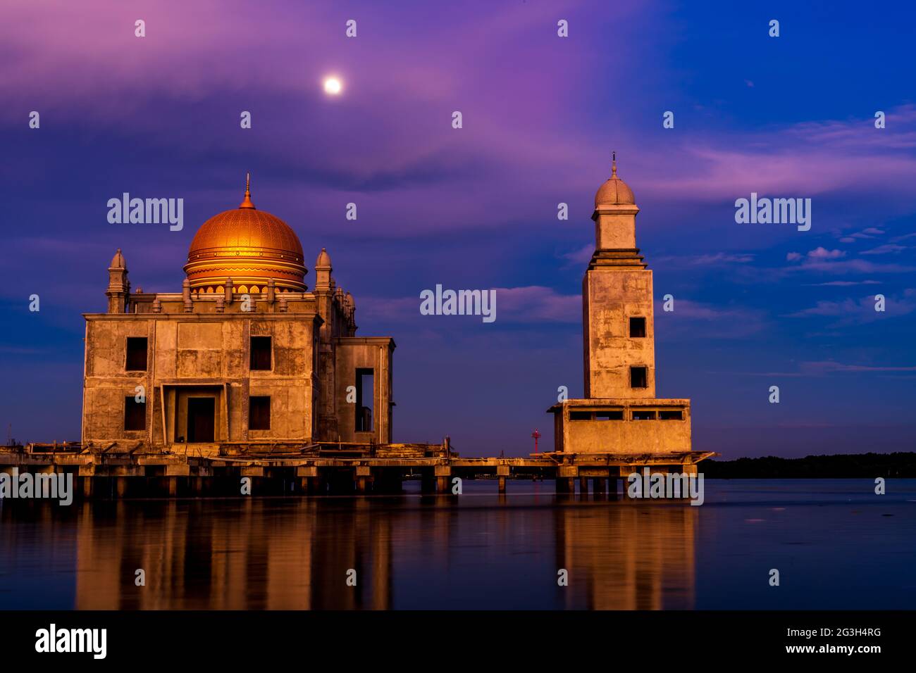 Beautiful Mosques In Water