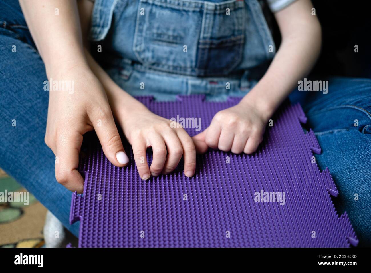 Sensory Play for Kids with Special Needs. Activities for kids with ...