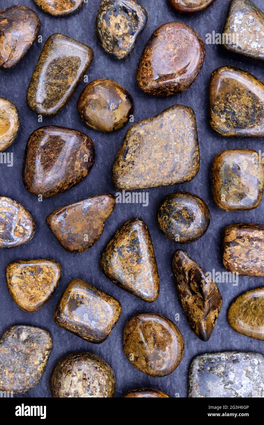 Bronzite crystal hi-res stock photography and images - Alamy