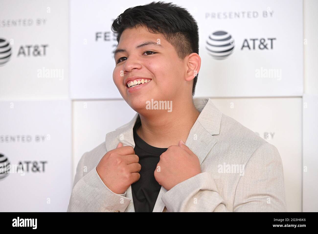 New York CITY - JUNE 15: Lane Factor attends the Tribeca Festival ...