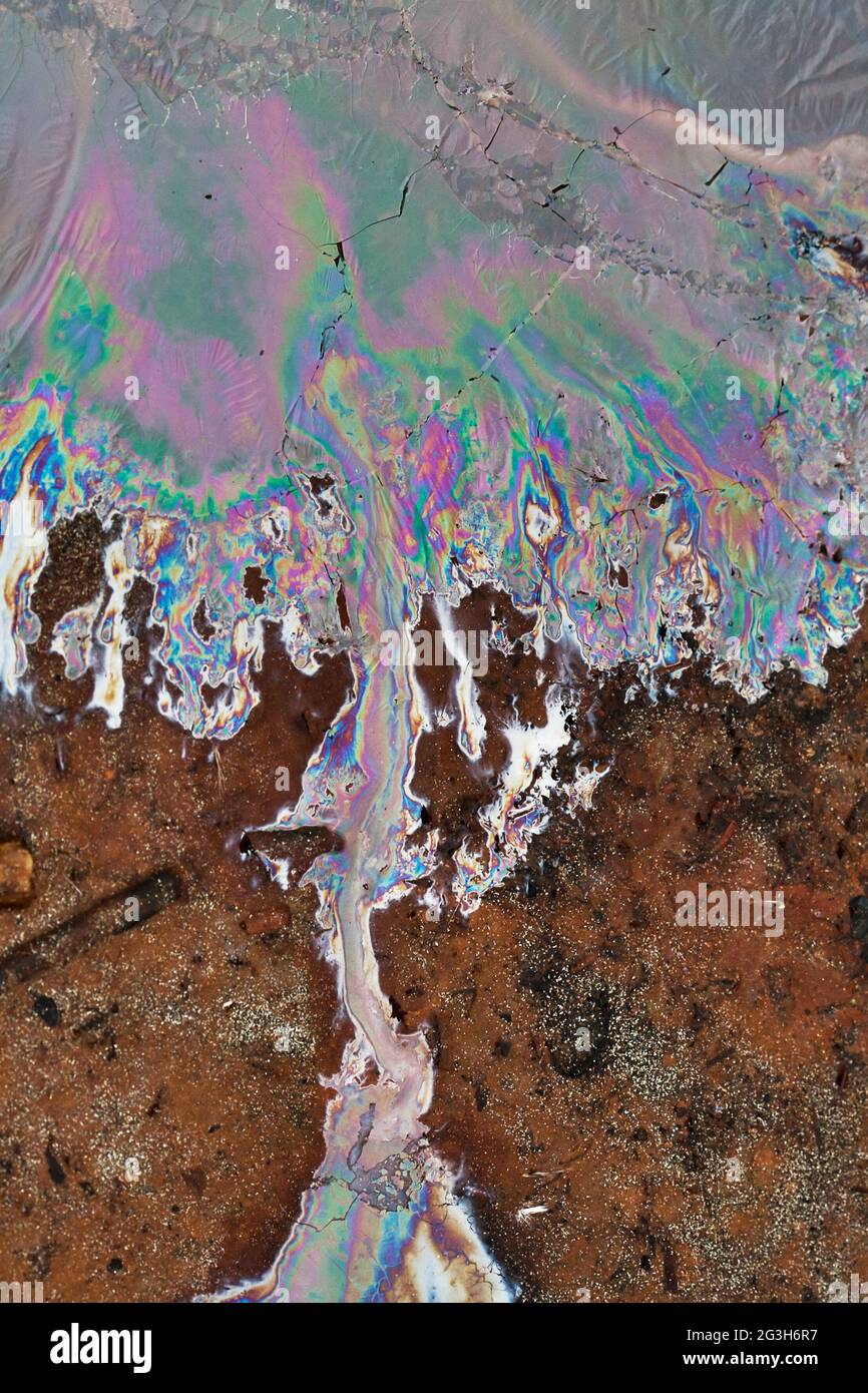 Oil Slick close up - abstract background Stock Photo - Alamy
