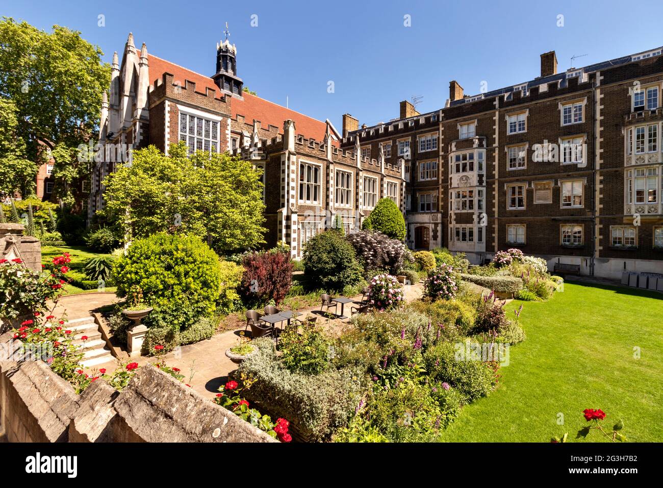Middle temple gardens hi-res stock photography and images - Alamy