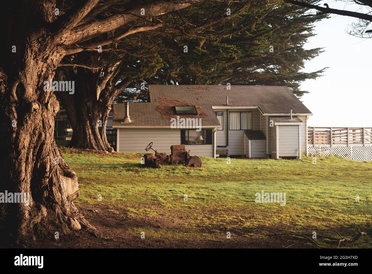 Rustic coastal hi-res stock photography and images - Alamy