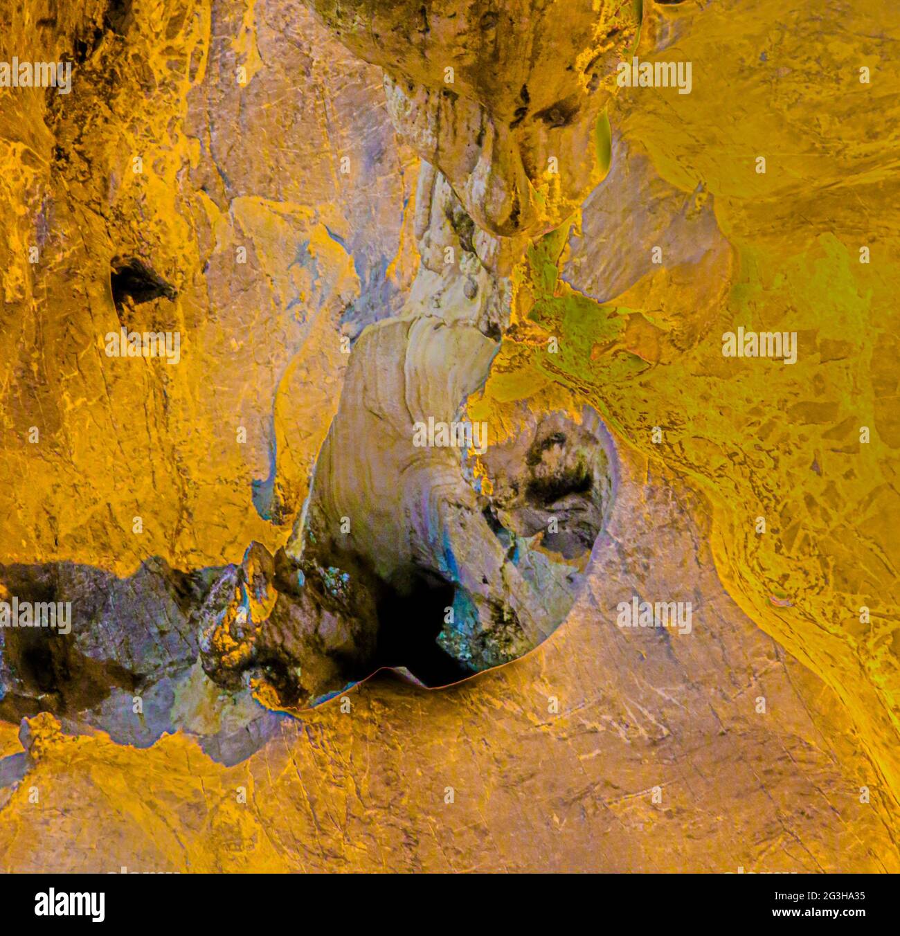 Stalactite art hi-res stock photography and images - Alamy