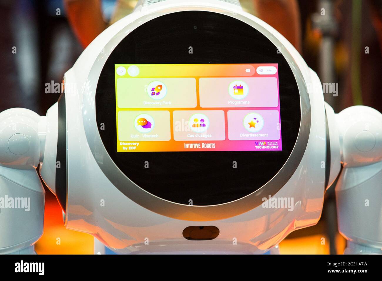 Cruzr the new generation of intelligent and autonomous service robots ...