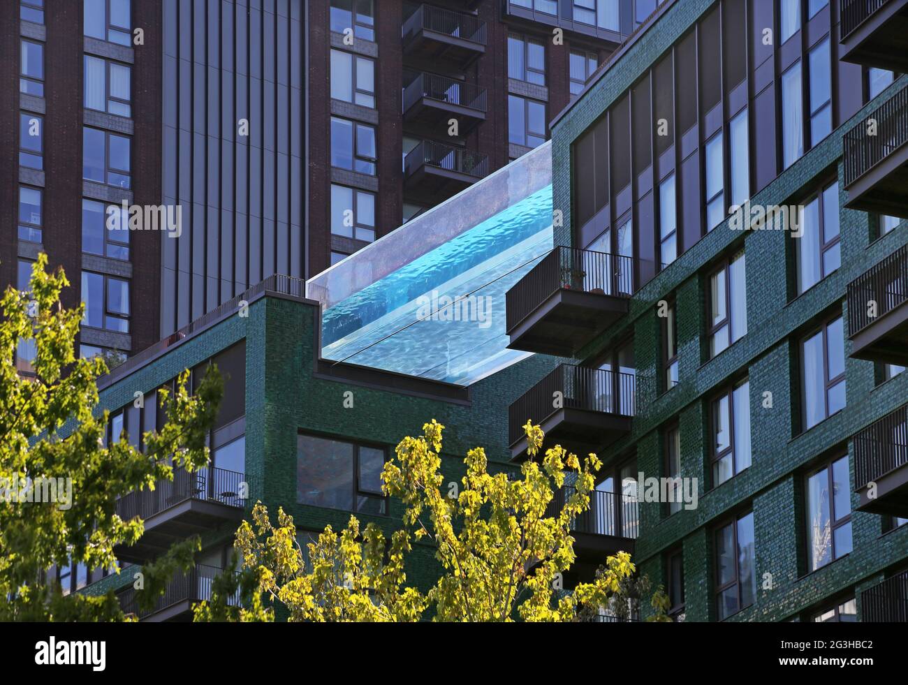 Swimmers in sky pool hi-res stock photography and images - Alamy