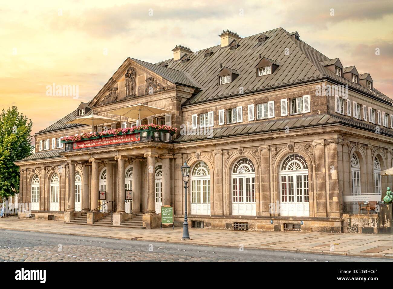 Theaterplatz hi-res stock photography and images - Alamy