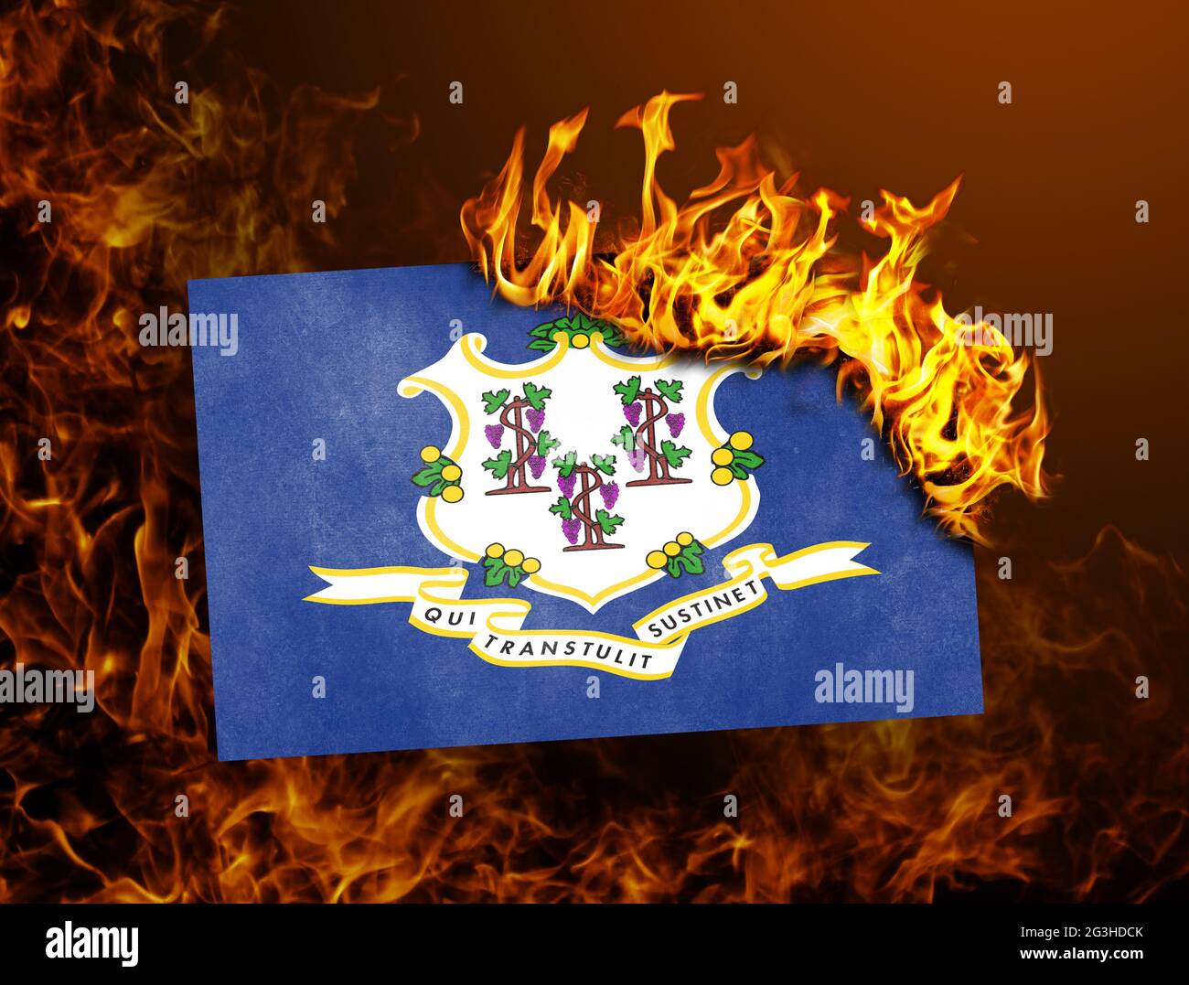 Burn us flag night hi-res stock photography and images - Alamy