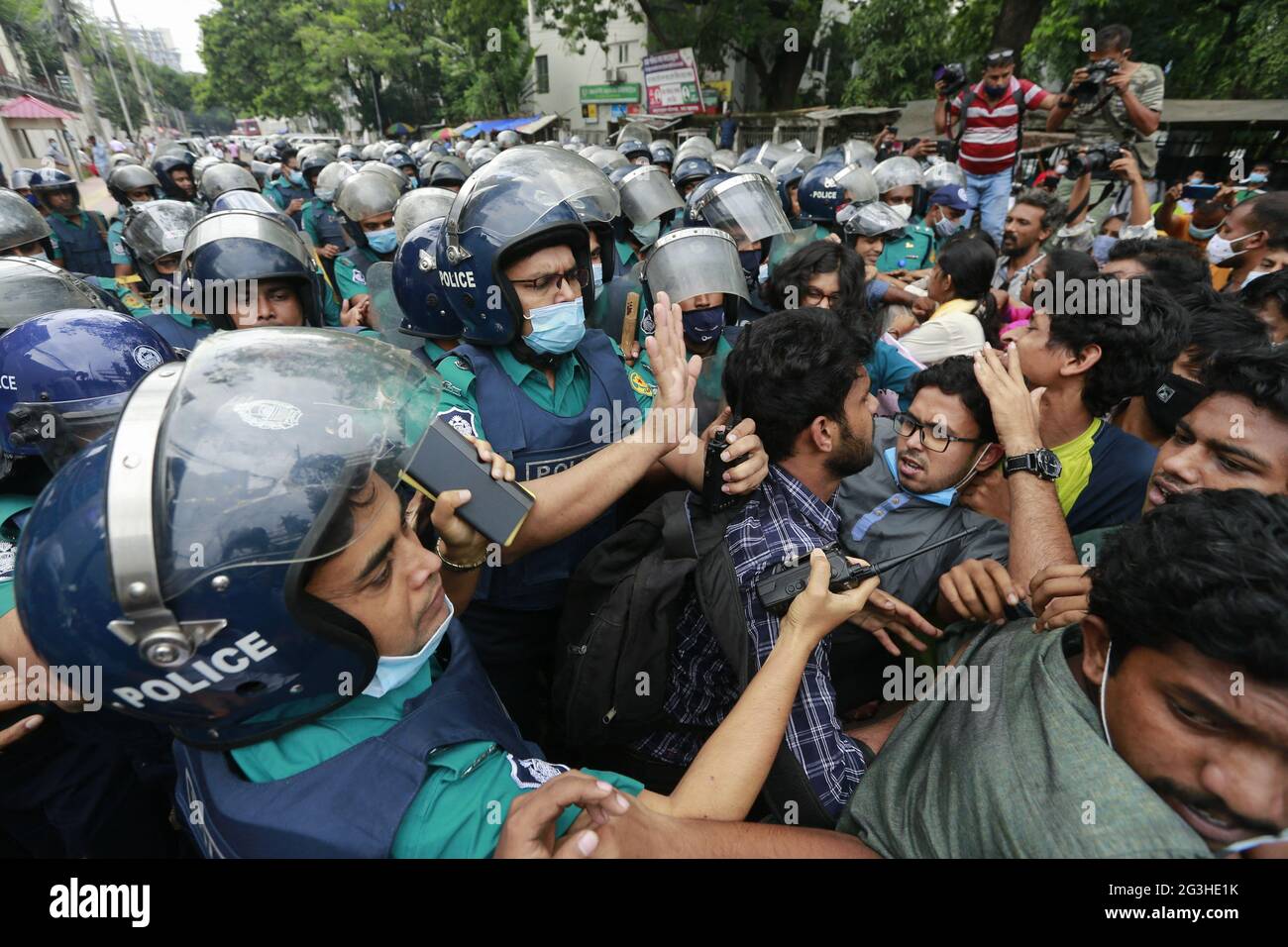 Police bar a Progressive Students organization protest procession that ...