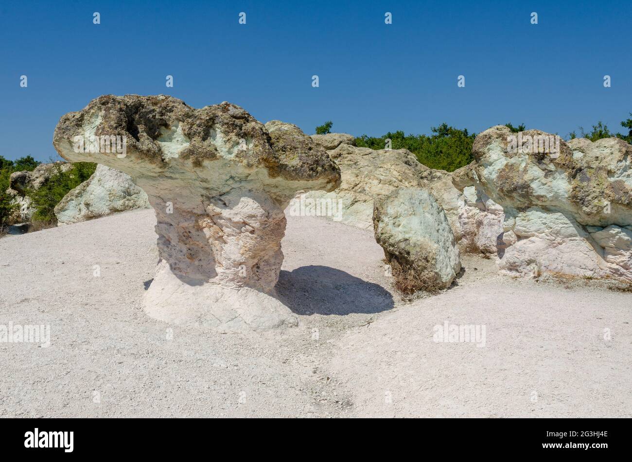 Mushroom shaped rock formations hi-res stock photography and images - Alamy