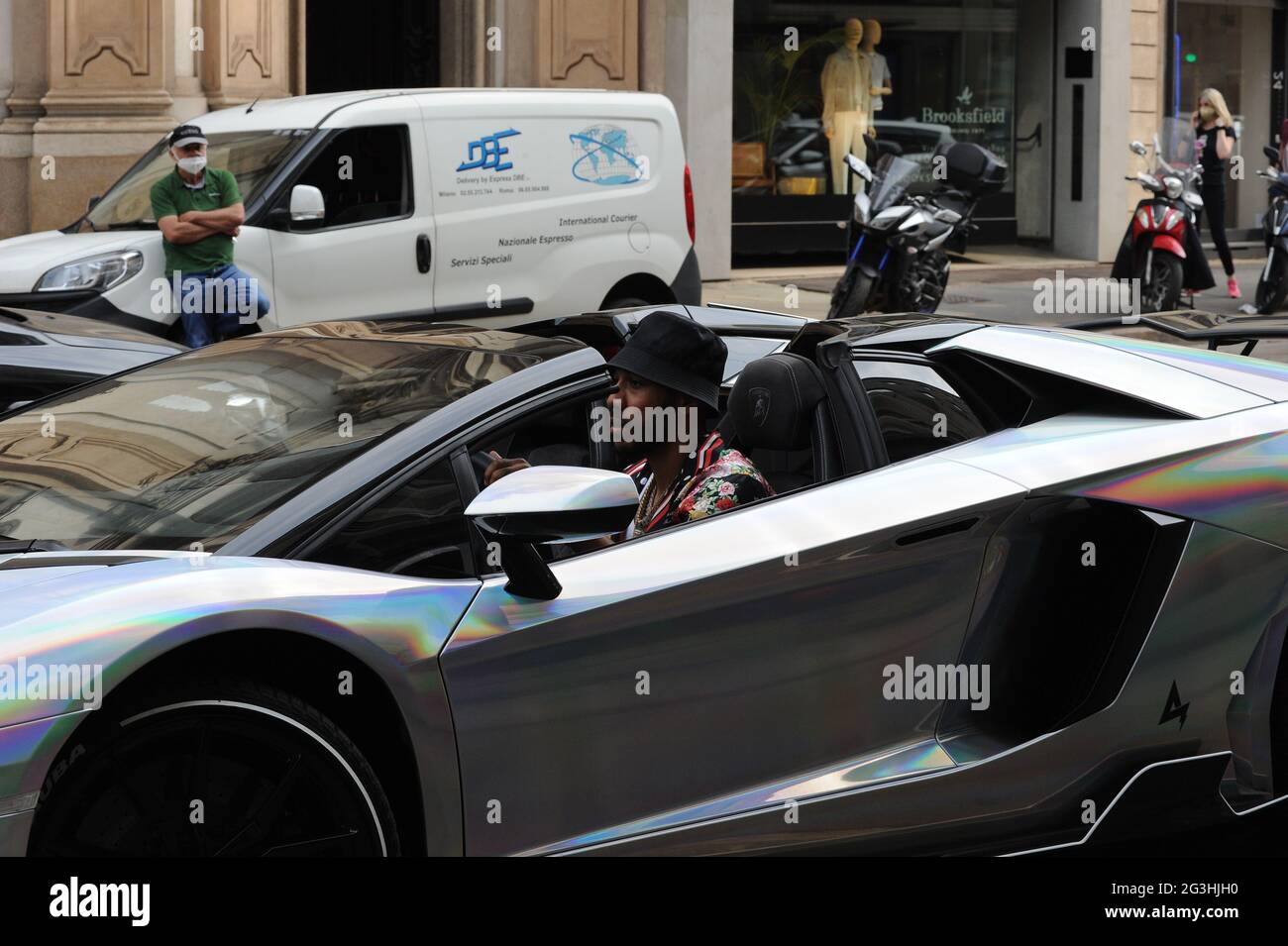 Arsenal Football Stars and Their Luxury Cars | Player Car