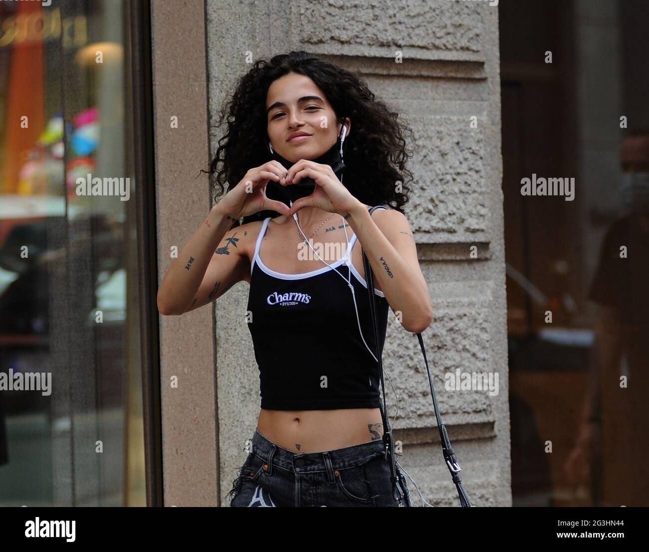 Milan, Chiara Scelsi strolls in the center The supermodel Chiara Scelsi ...