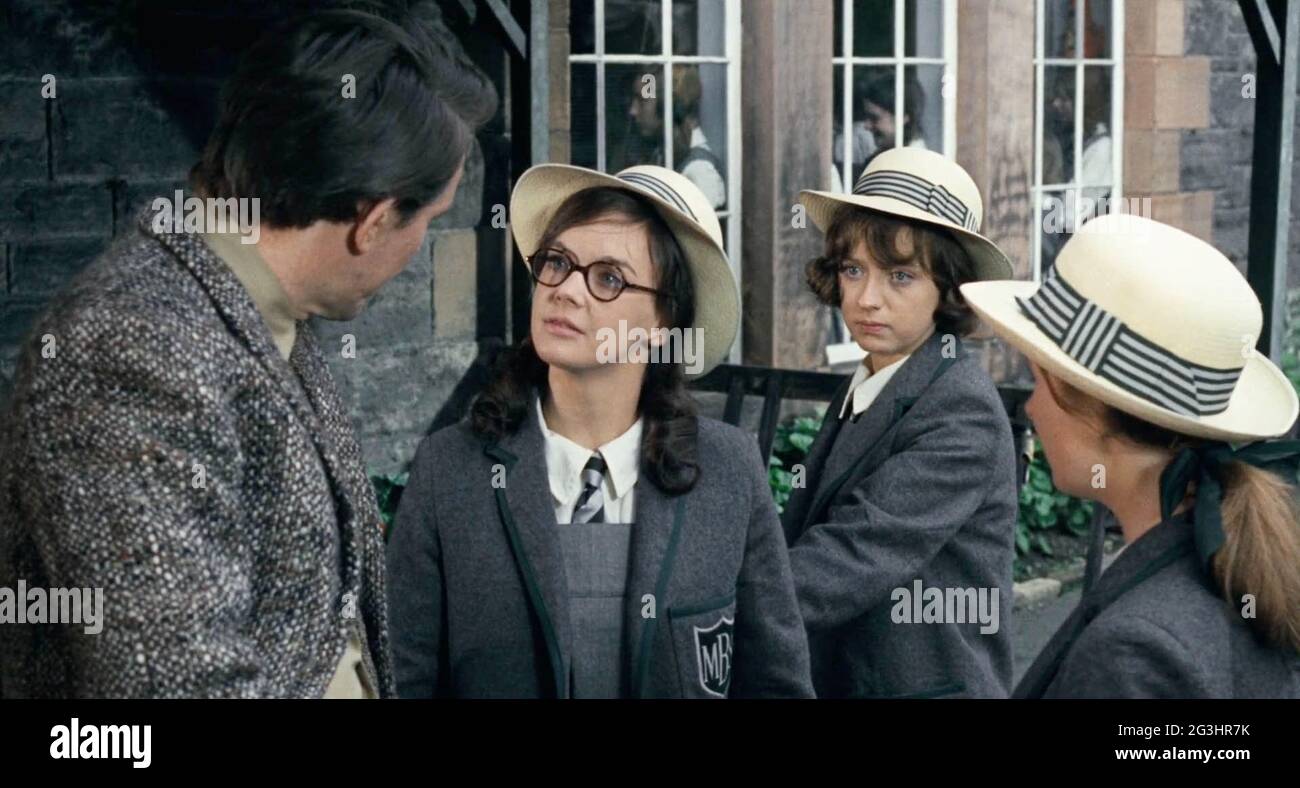 London.UK. Robert Stephens, Pamela Franklin, Shirley Steedman and Diane ...