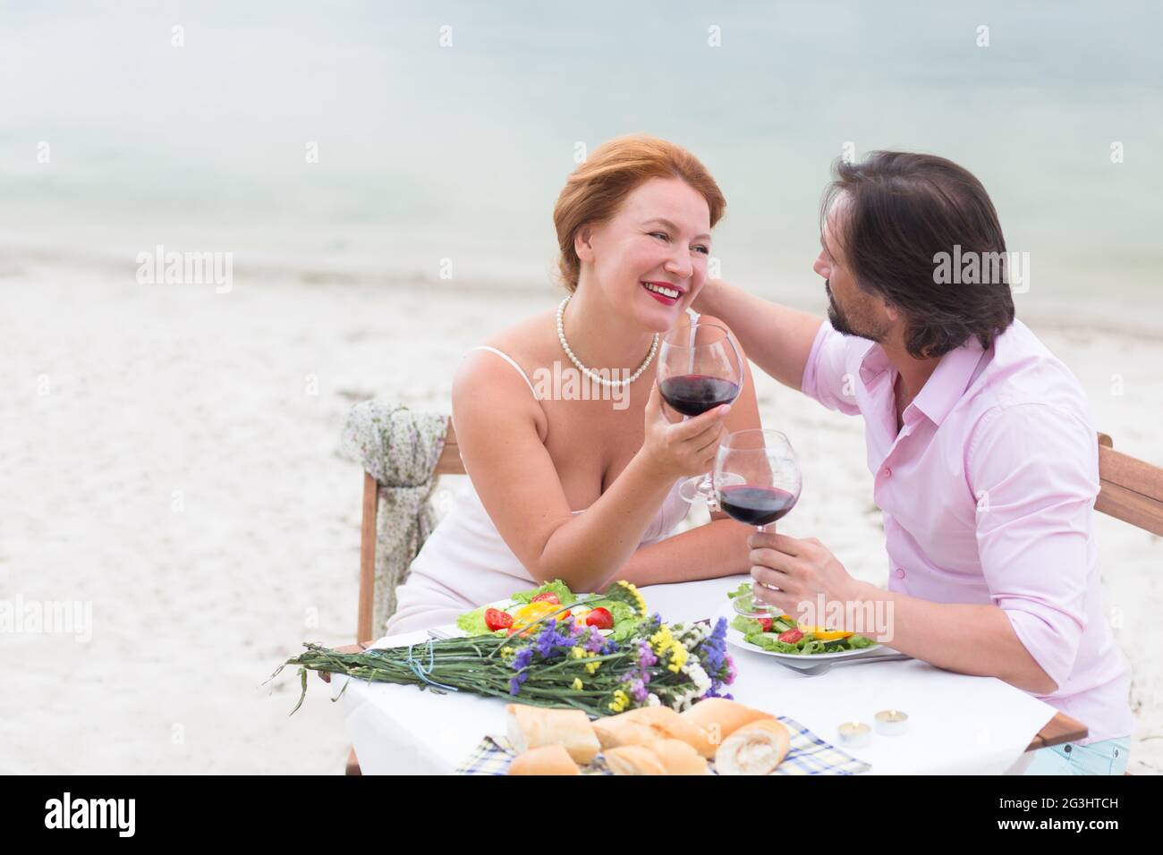 Mature men mature women hi-res stock photography and images - Alamy