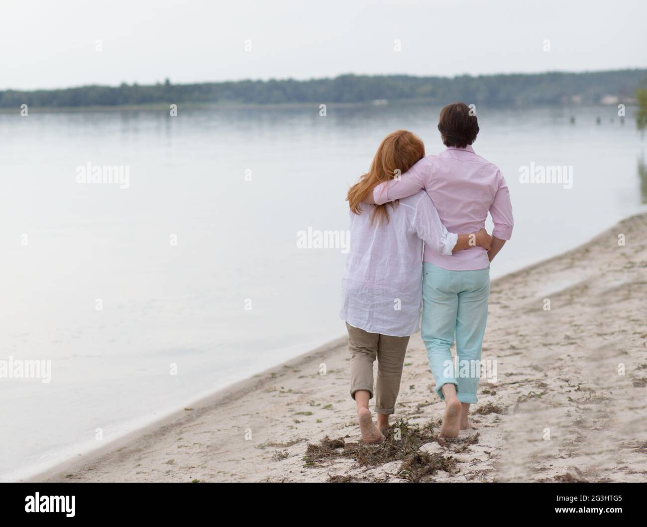 Love middle hi-res stock photography and images - Alamy