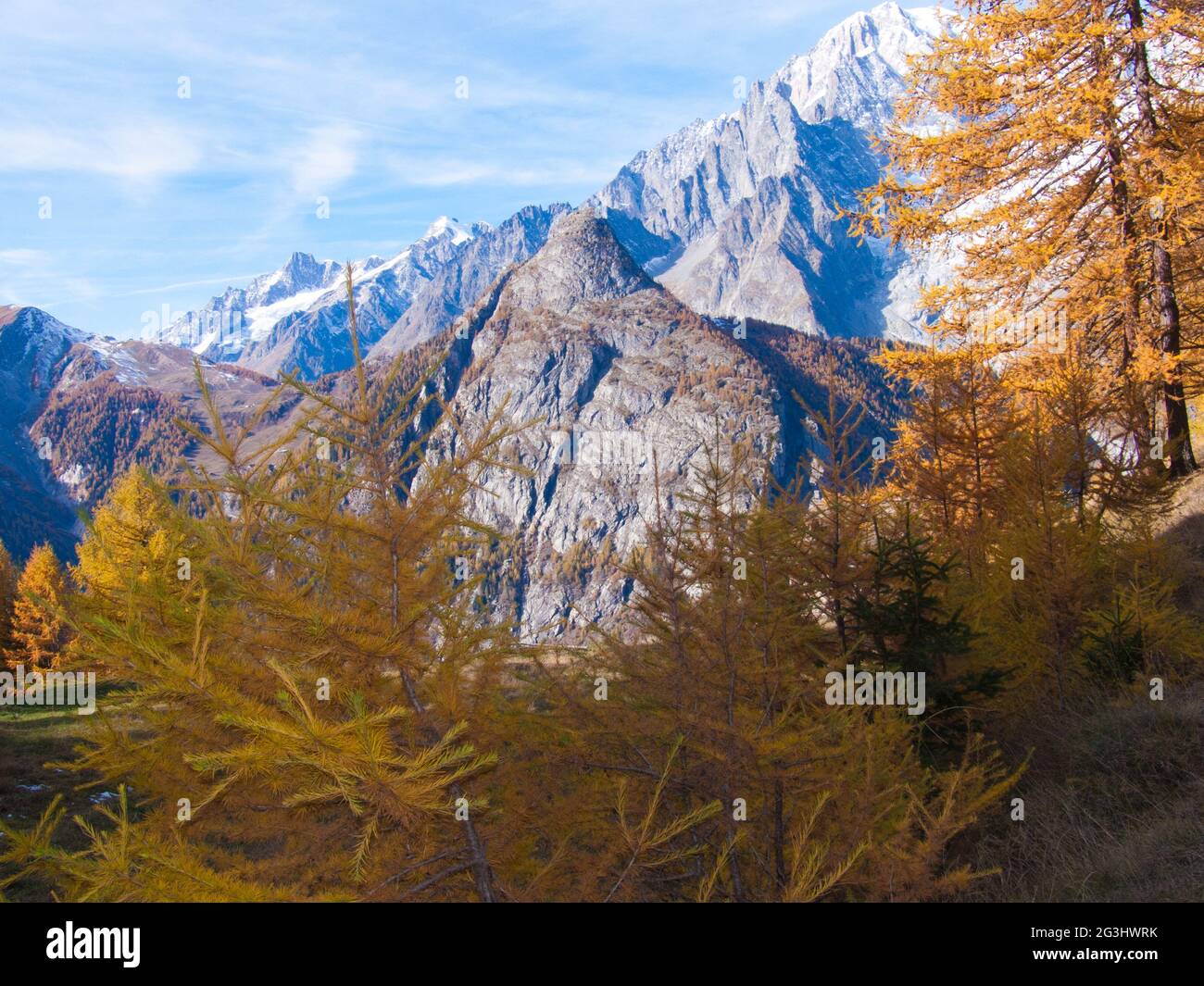 Italian nature color hi-res stock photography and images - Alamy