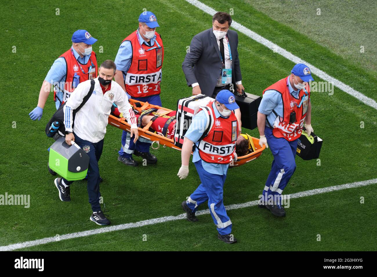 Football Player Stretcher High Resolution Stock Photography and Images ...