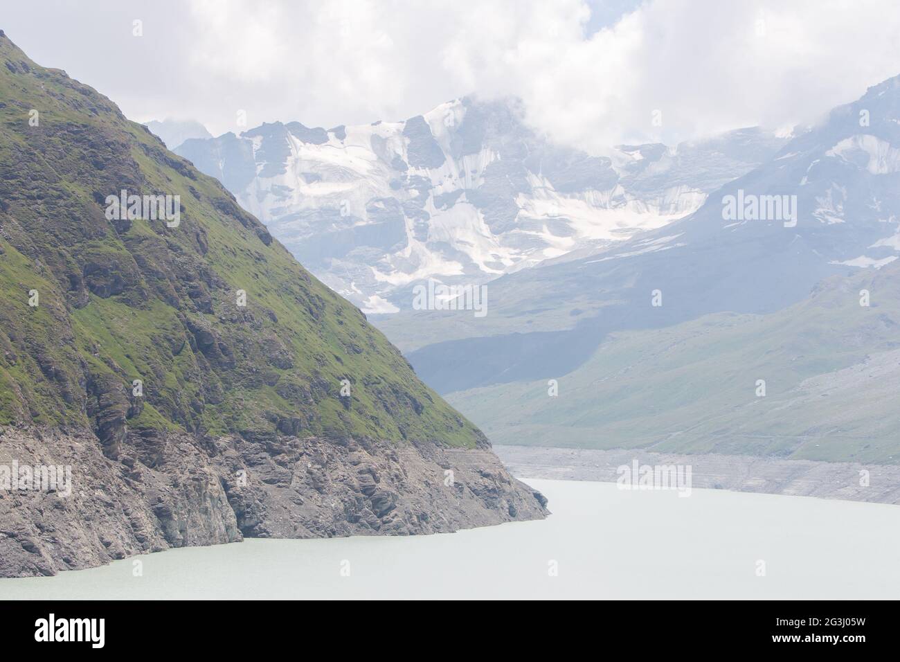 The green waters of Lake Dix - Dam Grand Dixence - Switzerland Stock ...