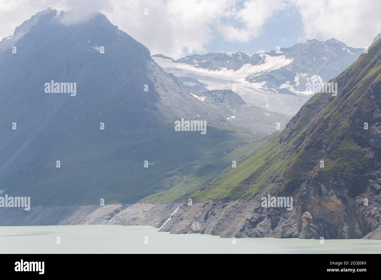 The green waters of Lake Dix - Dam Grand Dixence - Switzerland Stock ...