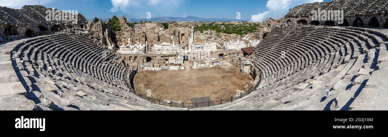 Side amphitheater hi-res stock photography and images - Alamy