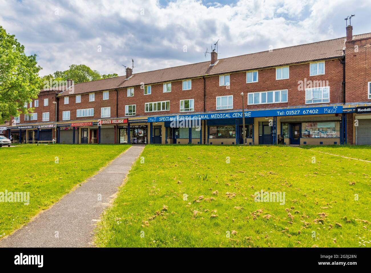 Local shops on Poplar Road, Batchley, Redditch, Worcestershire Stock ...